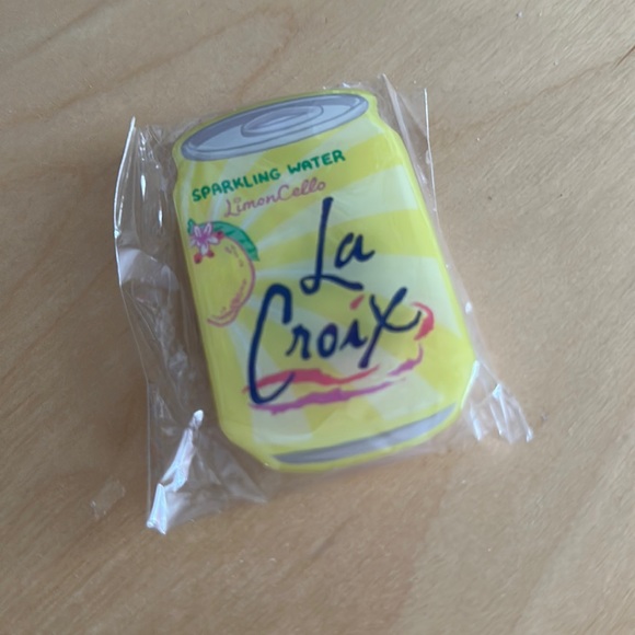 lacroix | Accessories | Lacroix Limoncello Yellow Popsocket Nwt | Poshmark
